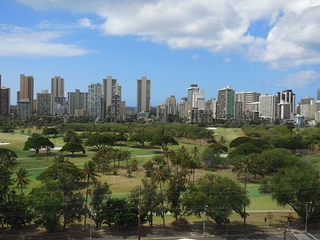 Summer Villa 737 Olokele Avenue Unit 1405 Honolulu HI 96816 sold on 10-28-2022