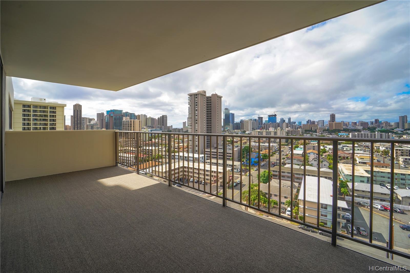 Parkside Tower 2222 Citron Street Unit 1503 Honolulu HI 96826 sold on ...