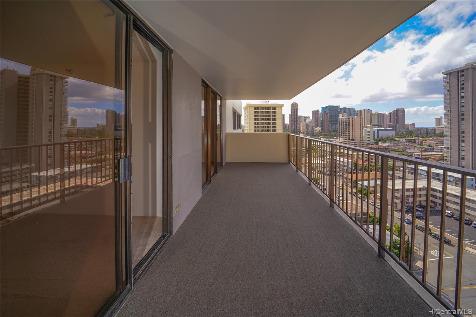 Parkside Tower 2222 Citron Street Unit 1503 Honolulu HI 96826 sold on ...