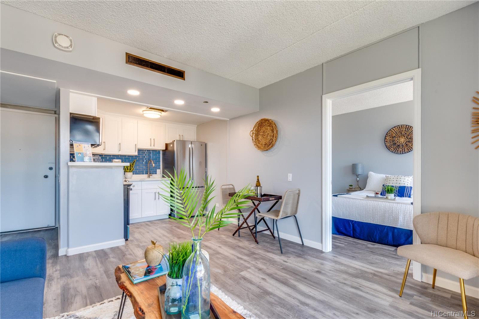 Harbor Square 225 Queen Street Unit 10F Honolulu HI 96813 sold on 10-20 ...