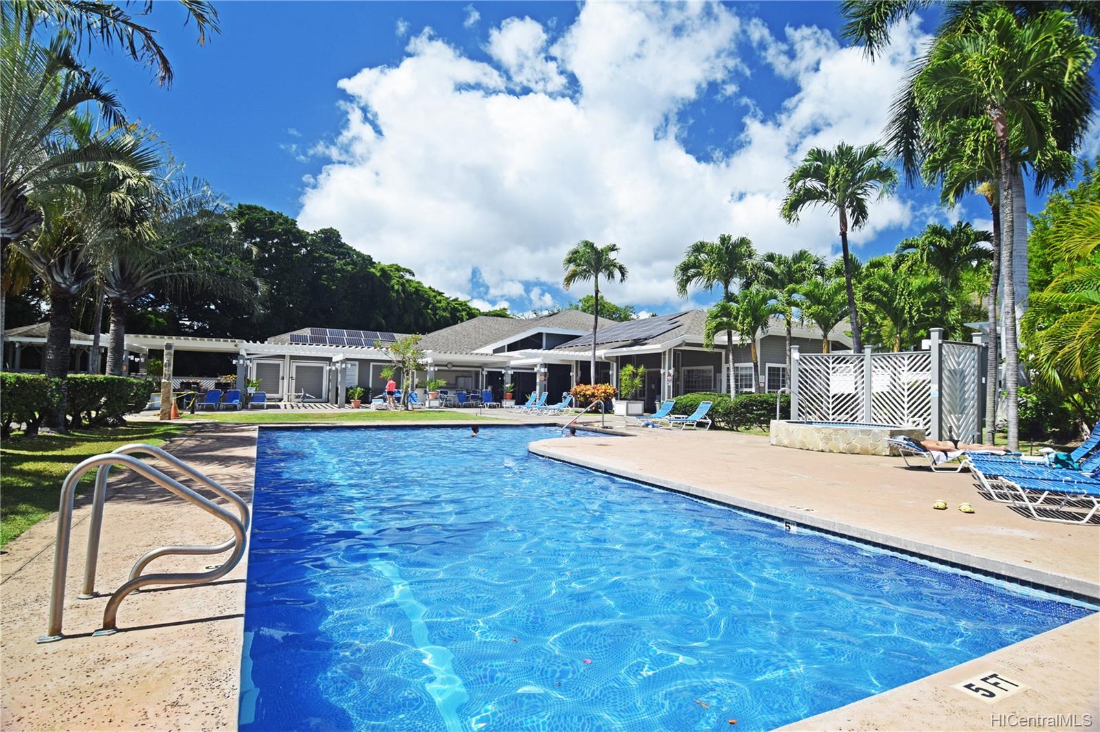 Crosspointe 594 Mananai Place Unit 21T Honolulu HI 96818 sold on 11-02-2022