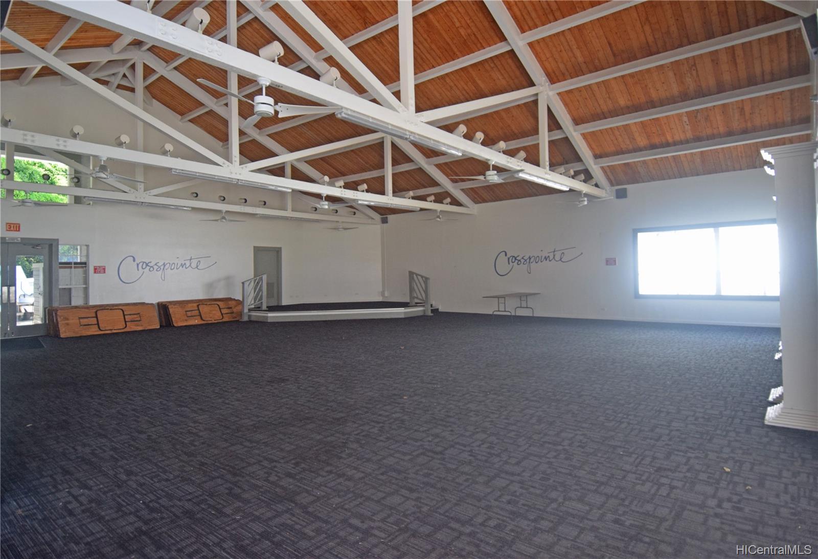 Crosspointe 594 Mananai Place Unit 21T Honolulu HI 96818 sold on 11-02-2022