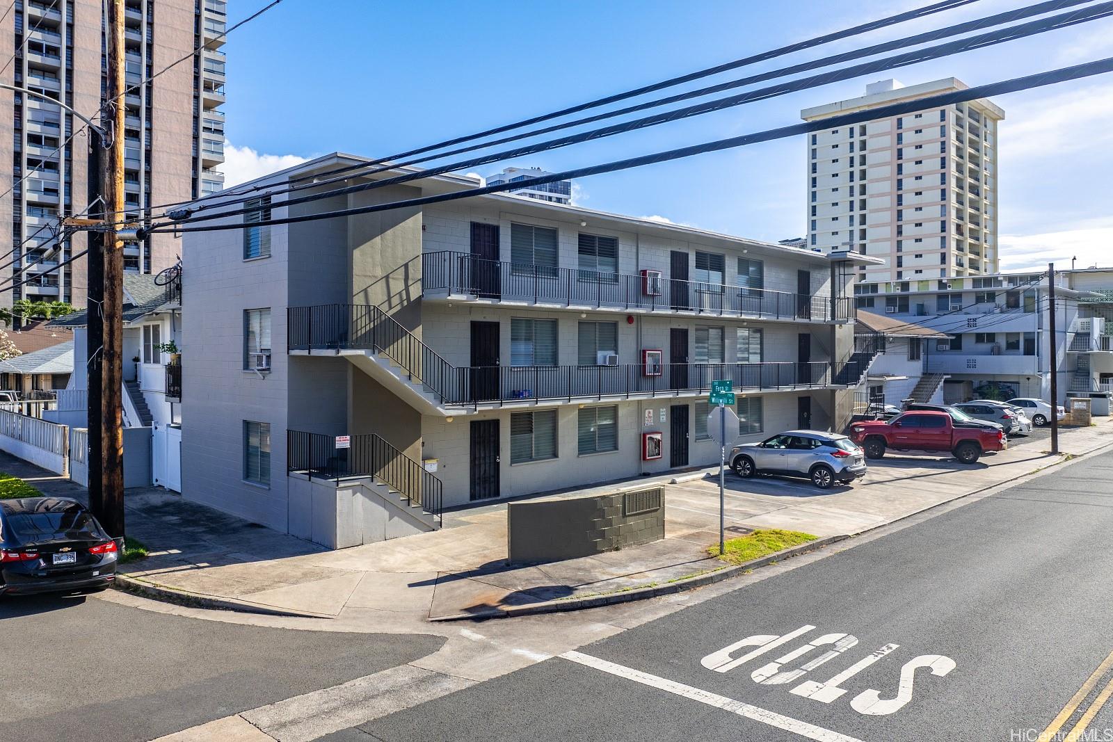 2106 Fern Street Honolulu HI 96826 listed 02-22-2024