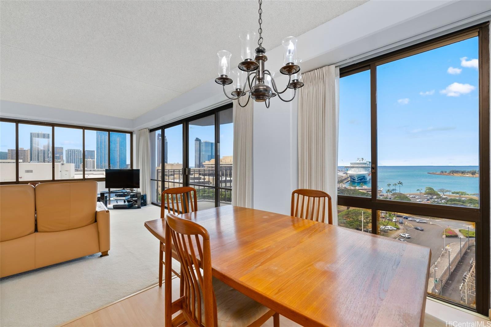 Harbor Square 700 Richards Street Unit 1109 Honolulu HI 96813 listed 04 ...