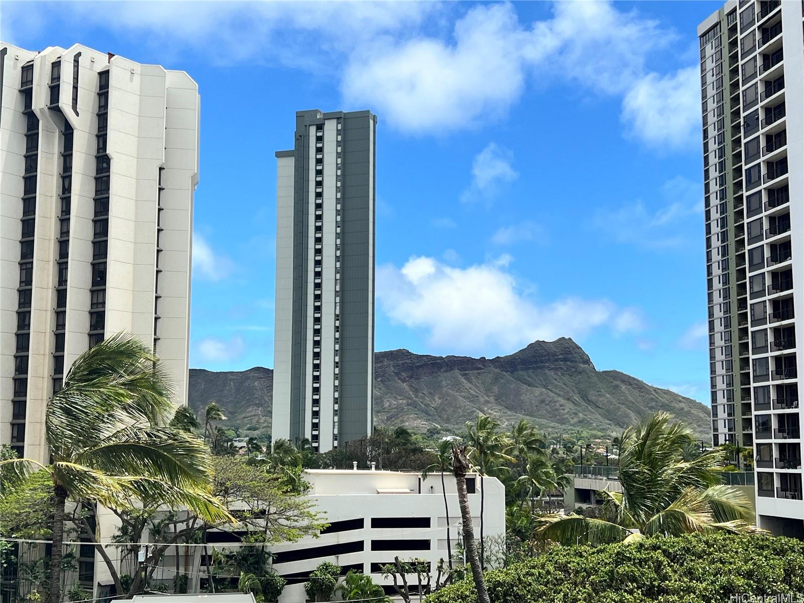 250 Ohua Avenue Unit 6E Honolulu HI 96815 listed 06-30-2024